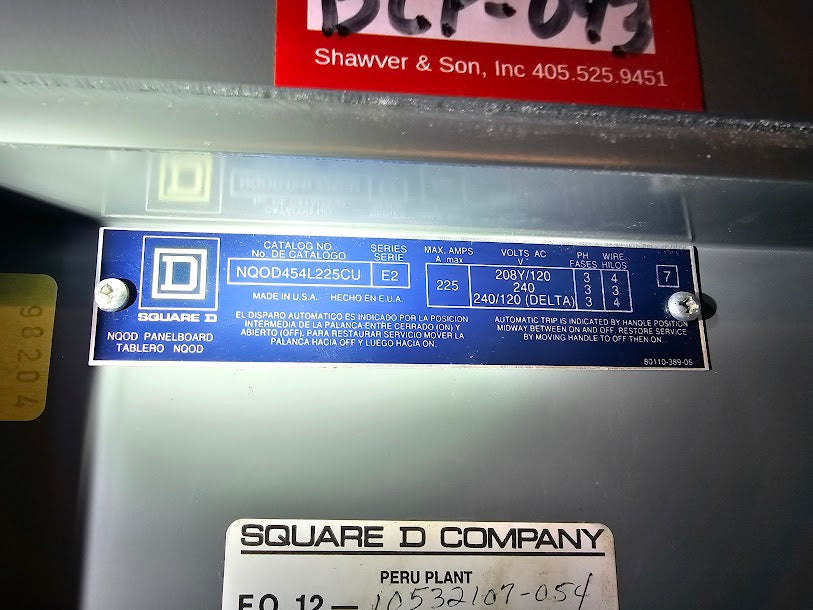 Square D NQOD Panel With 225 Amp Main & Breakers 208Y/120-240 Volt 3 P ...