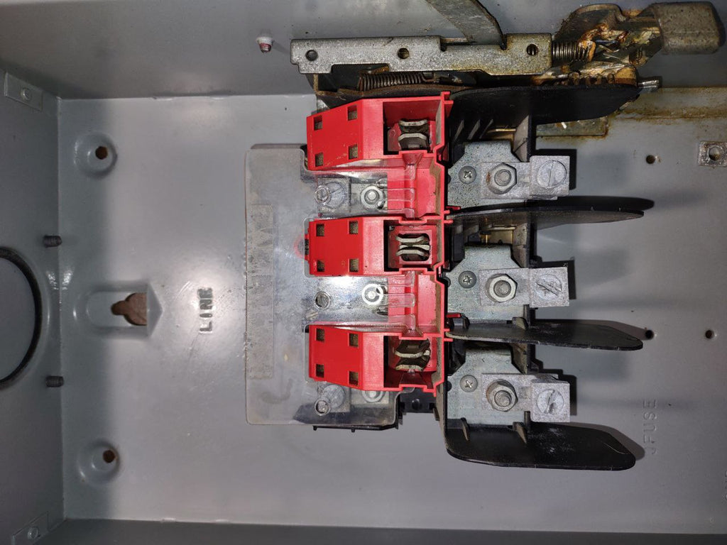 GE Disconnect 100 Amp 600 Volt – IndSurp