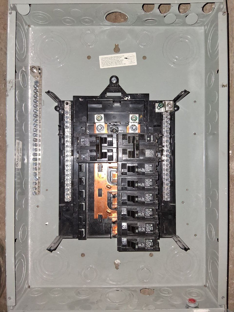 Siemens 125 Amp Panel With Breakers 120/240 Volt – IndSurp