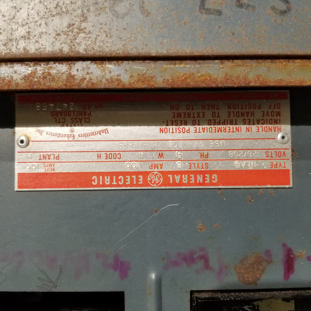 GE Panel With Breakers 100 Amp 208 Volt 3 Phase – IndSurp