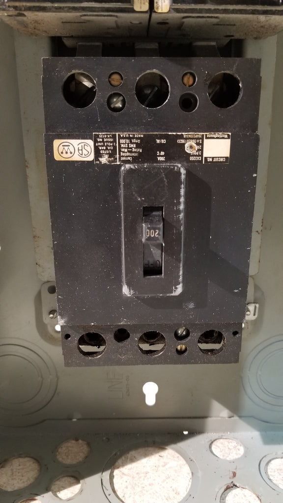 Westinghouse Panel With 200 Amp Main & Breakers 208Y/120 Volt 3 Phase ...